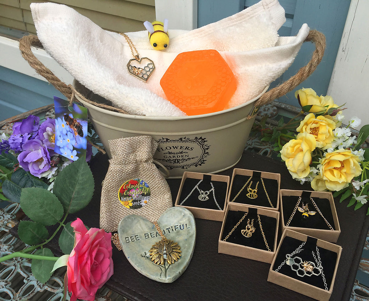 Bee Beautiful Garden Gift Set for that Someone Special! – Seeds4Bees Ltd